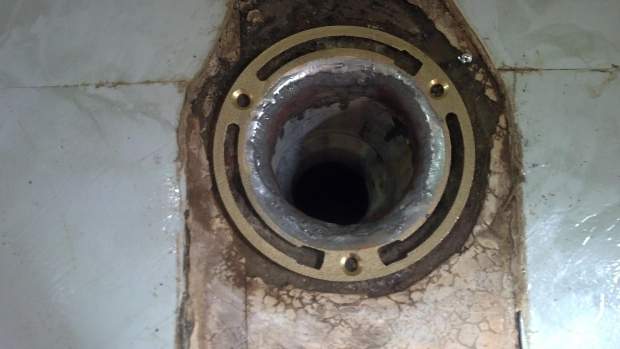 The Scourge of Loose Toilets | Dynamic Drains Plumbing and Drain Experts